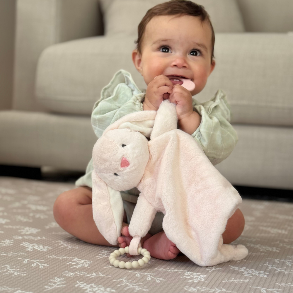 The Power of Soft Toys: How They Help Your Baby Grow – Munchkin & Bear