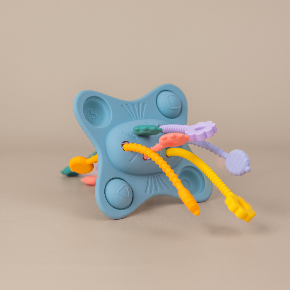 Pull & Pop Activity Toy – Munchkin & Bear