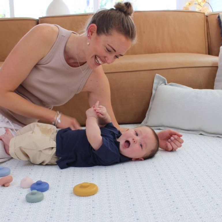 Baby Play Mats – Munchkin & Bear