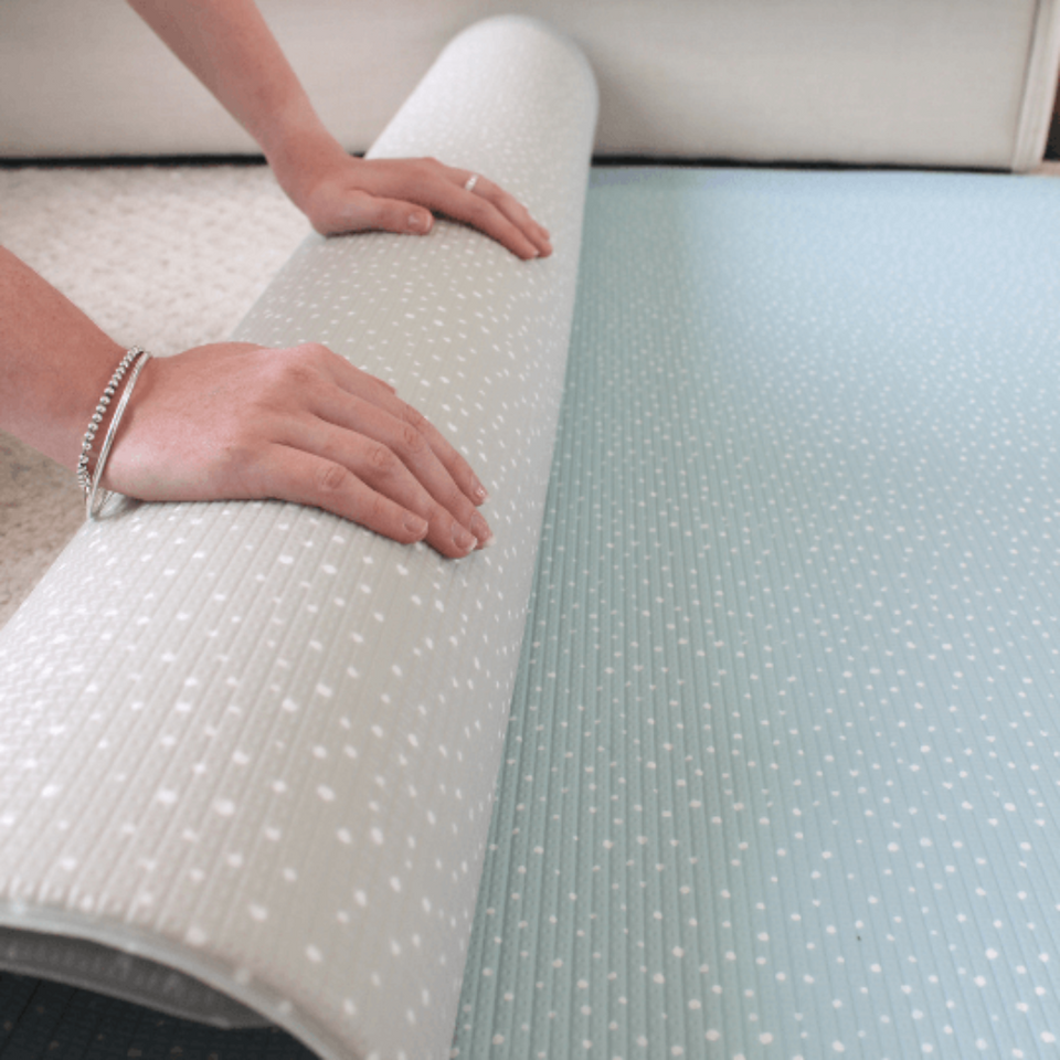 Speckled Play Mat - Sky Blue – Munchkin & Bear